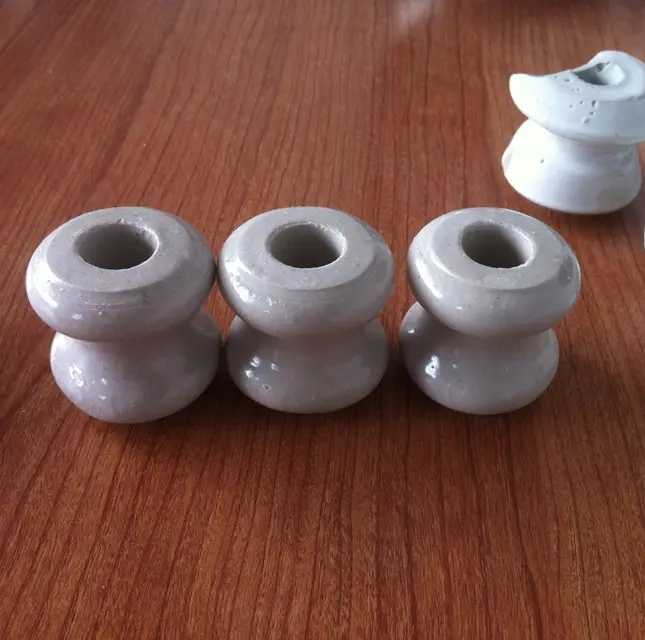Fire Resistant Porcelain Insulators for Electric Fencing