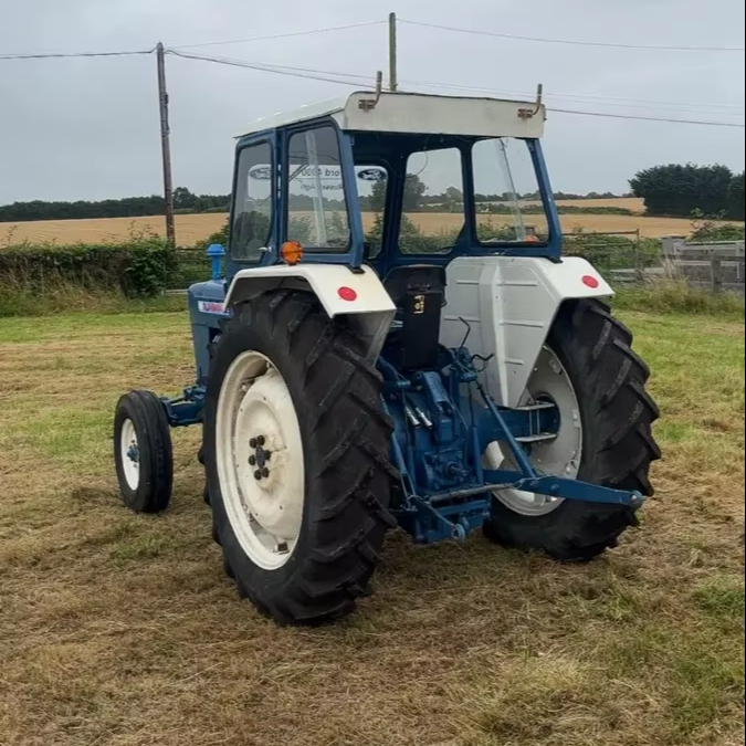 Performance fiable avec la technologie avancée tracteur Ford pour les ...