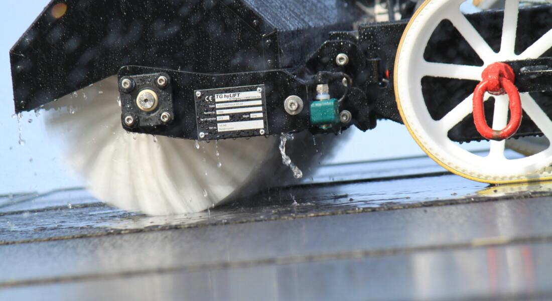 Autonomous Solar Panel Cleaning Robot Increases Solar Panel Efficiency ...