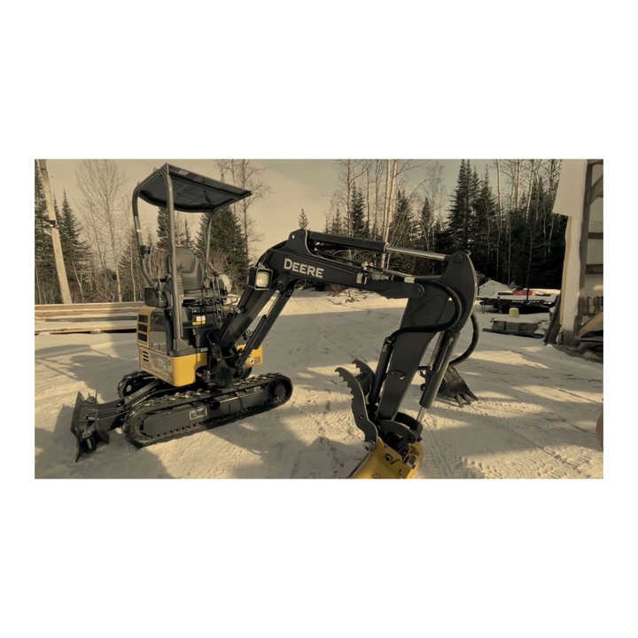 John Deer 17G mini excavator powerful compact equipment designed for ...