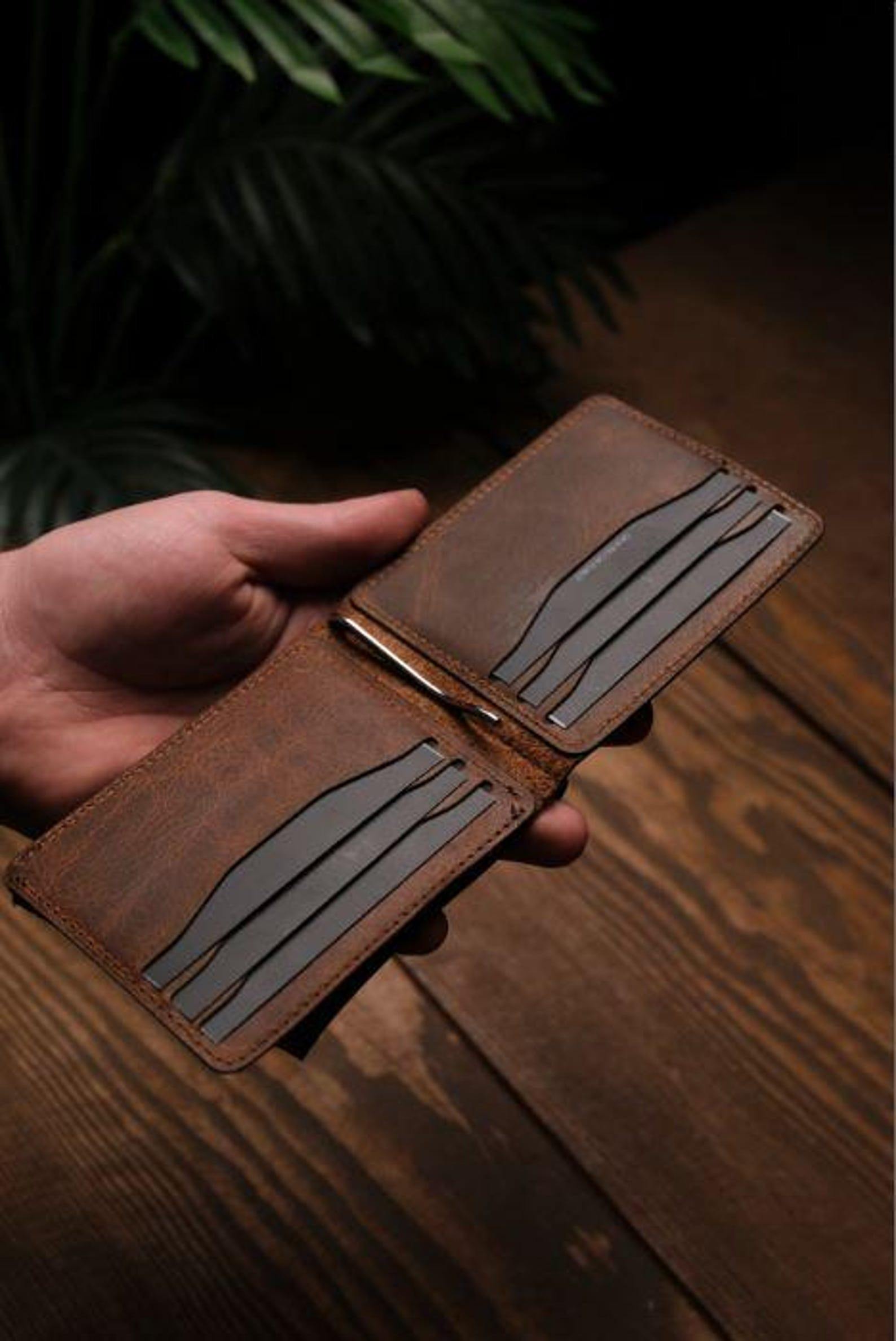How to Choose the Best Unisex Leather Wallets: A Complete Buying Guide