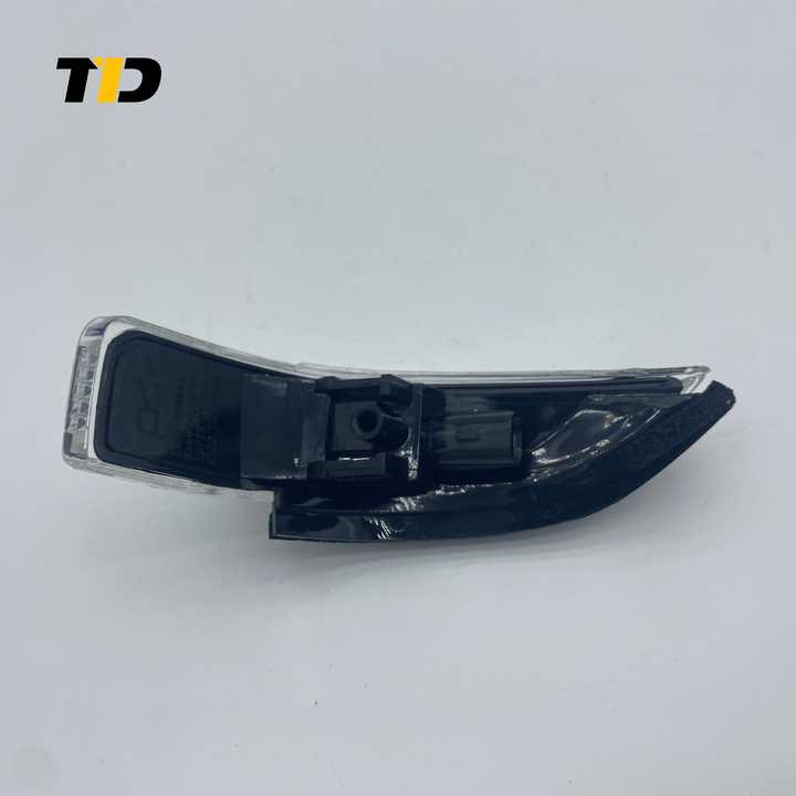 81740-52050 Turn Signal Light for Toyota Camry 81730-52100