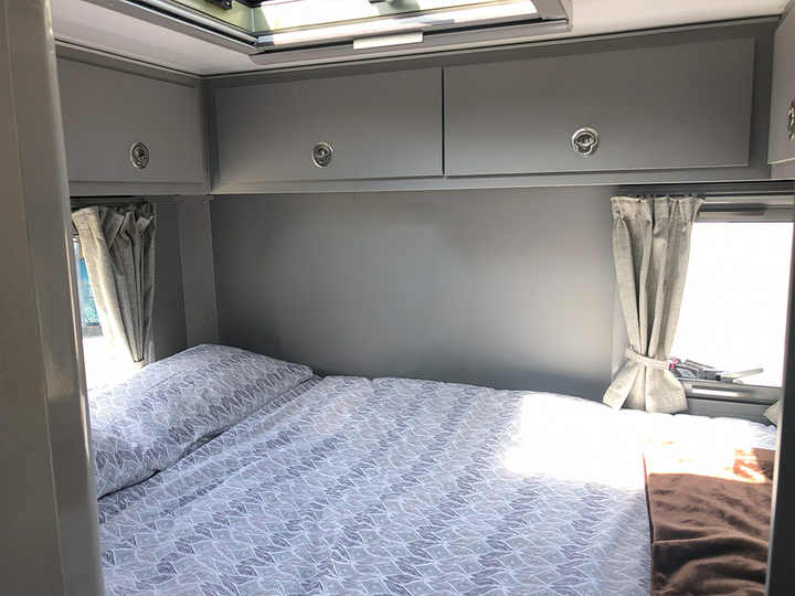 Iveco Motorhome Campervan Caravan Camper Trailer Overland Long Bed 8x8 ...