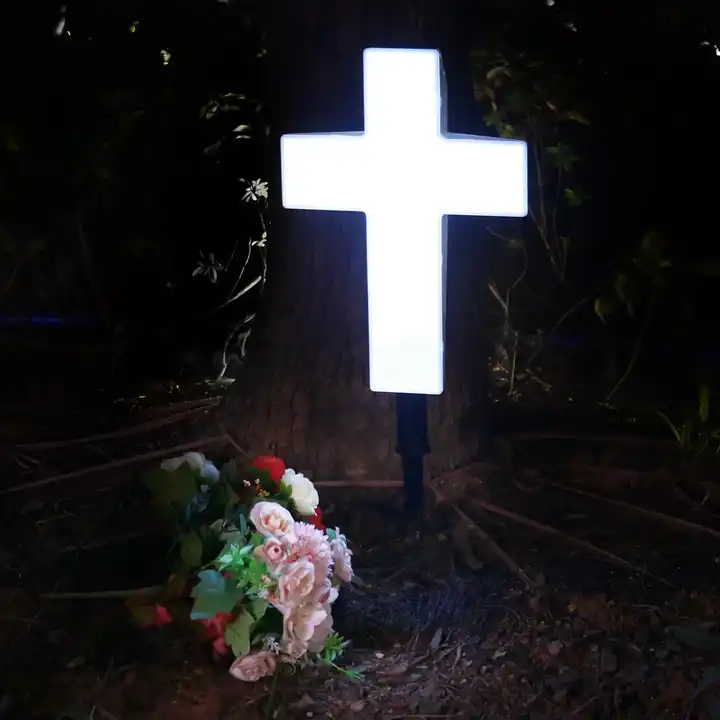 Outdoor Solar Garden Stake Acrylic Solar Crosses for Graves