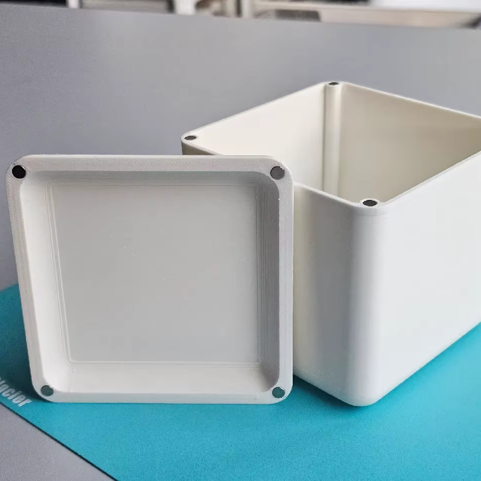 3D Printed High Quality 100*100 mm Magnetic-Lid Storage Box Rounded ...