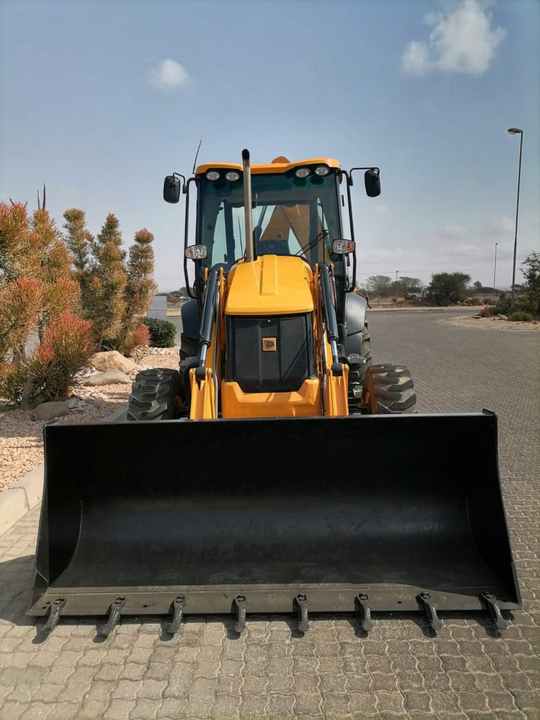New Backhoe Loader Machine JCB 3CX Backhoe Loader Tractor on Wholesale ...
