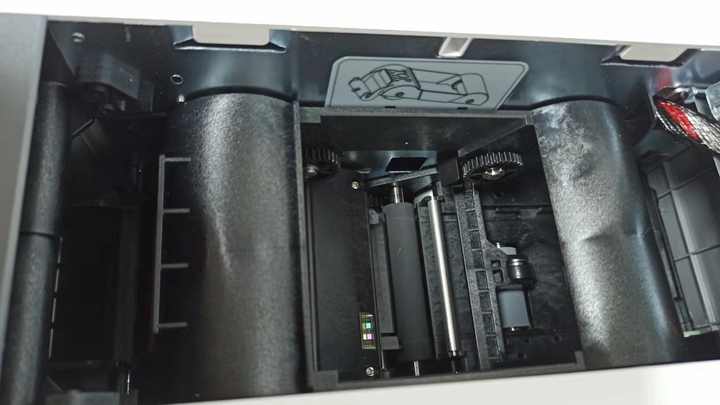 IDP Smart 51 ID Card Printer - Efficient Single or Dual Sided Printing