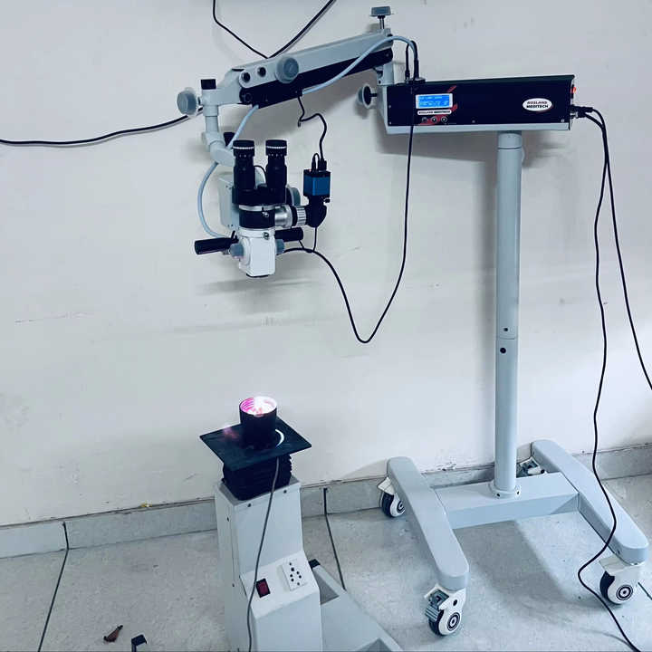 ENT Surgeon Operation LED Microscope - 20x Zoom Precision