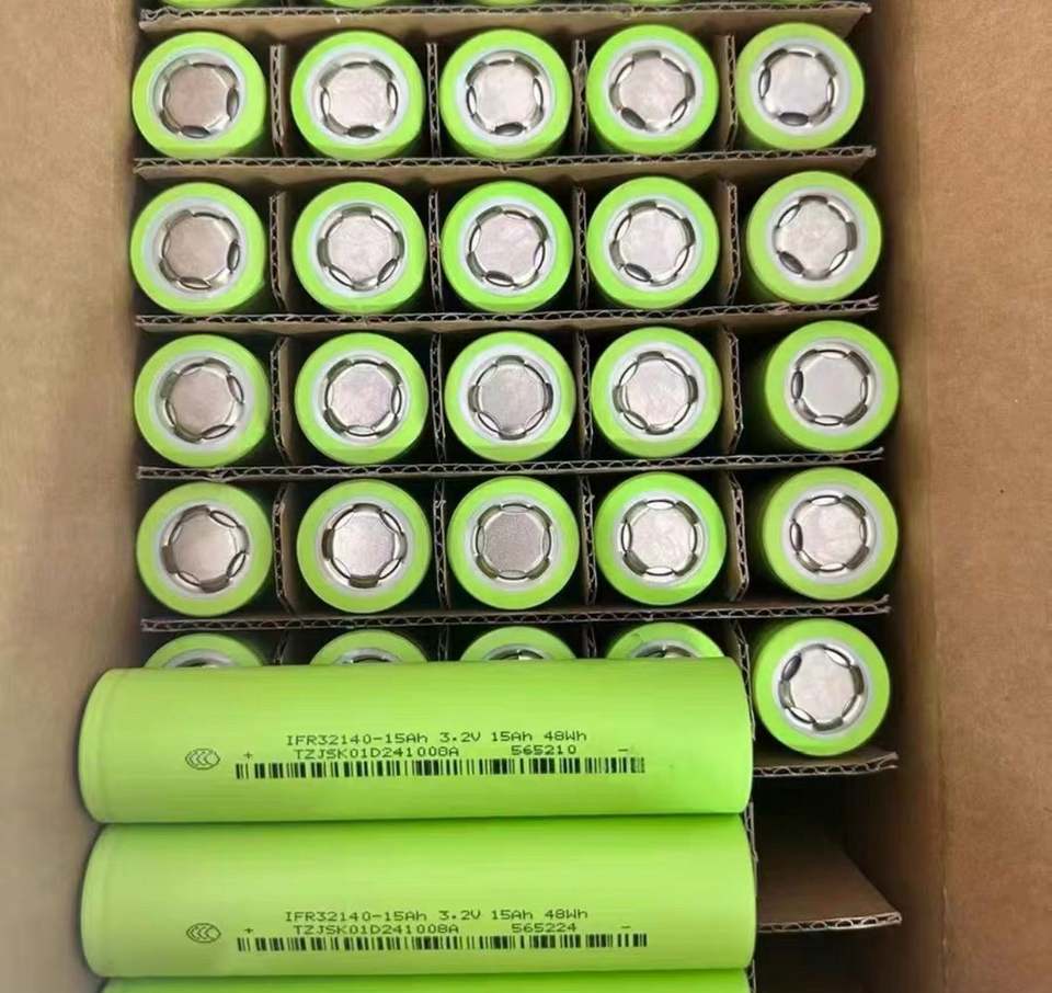 15Ah 32140 LiFePO4 Lithium Battery Cell | Cylindrical 3.2V Rechargeable ...