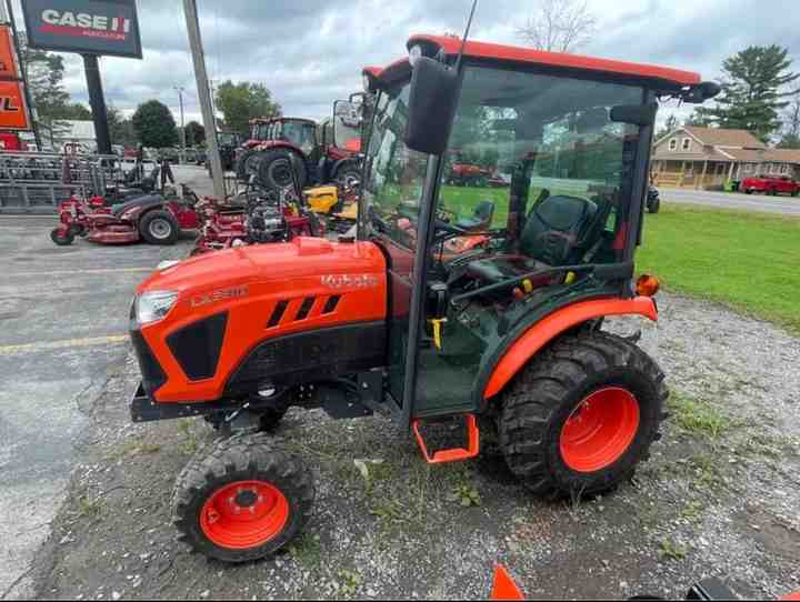 For KUBOTA 4x4 Wheel Tractors 70HP to 130HP with Core Components Engine ...