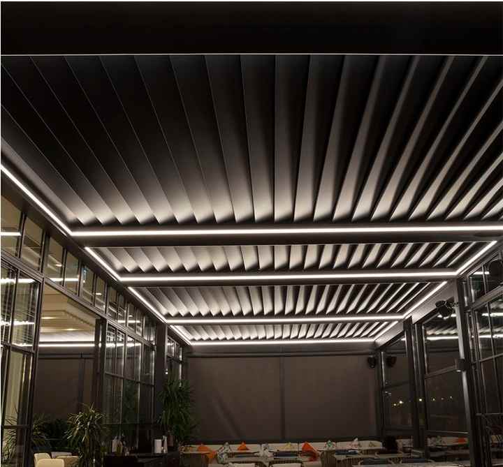 Perluche Rotating Louvers - Motorized Bioclimatic Pergola