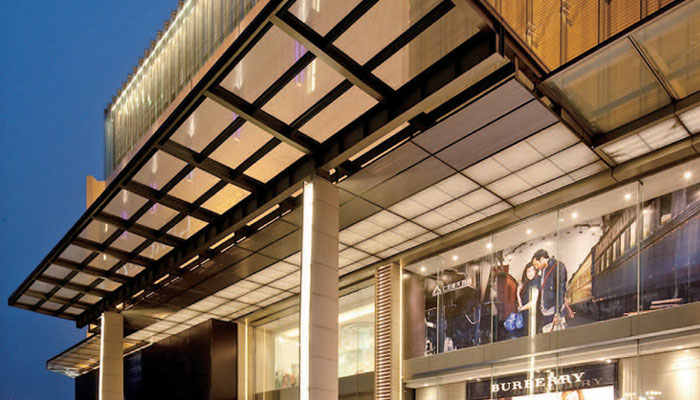 Glass Canopy for Hotel Entrance - Durable & Stylish
