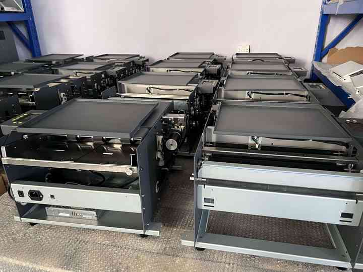 VICUT CC-330 Automatic Cutting Machine - Precision & Efficiency