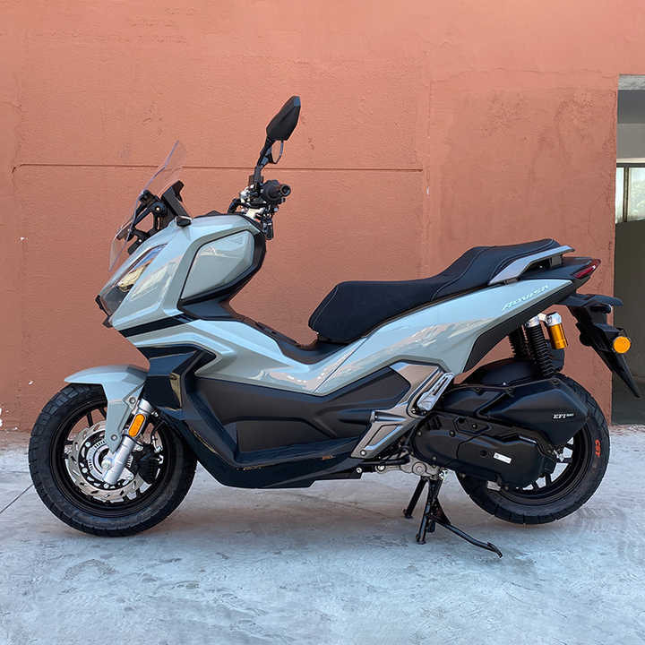 Shop 180cc and 200cc Gas Scooters with ABS & EFI System