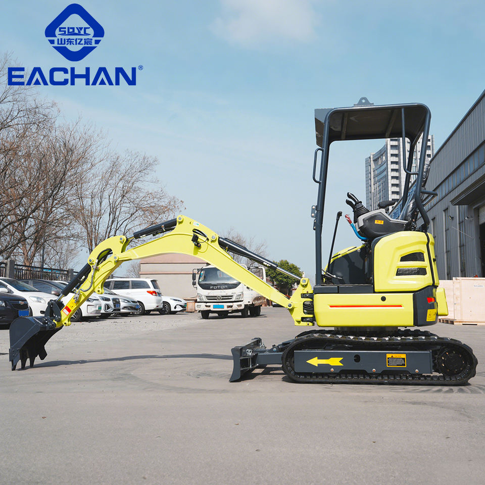 EACHAN Euro 5 Engine 1.8Ton Mini Excavator Garden Hydraulic Crawler ...