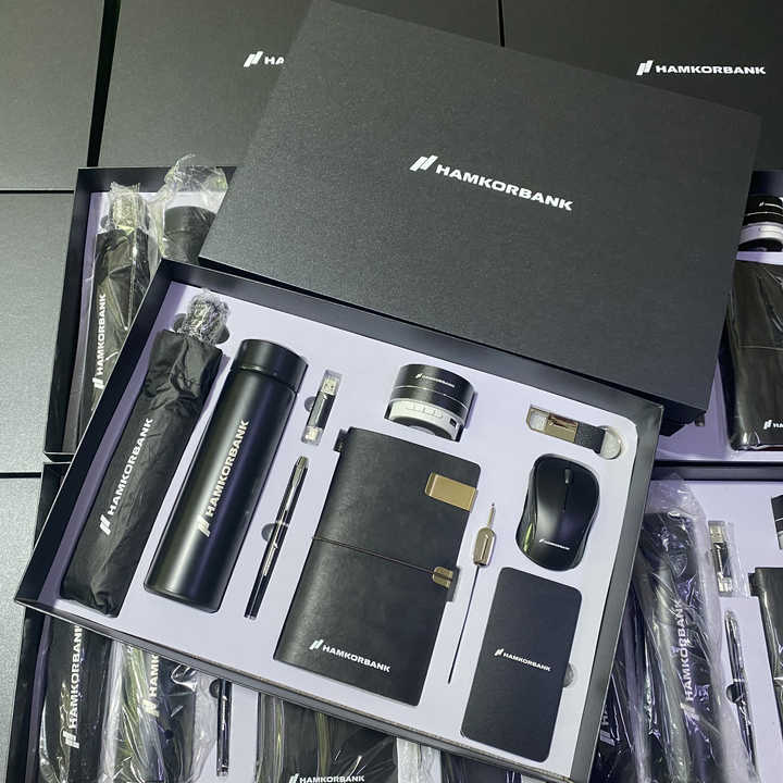 Custom Promotional Gift Set - Luxury & Personalization