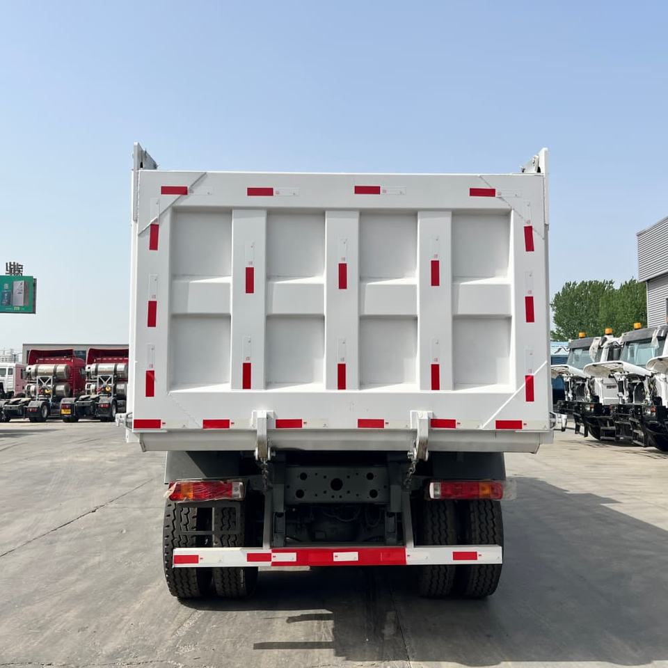 Professional Factory Used Second Hand Tipper Trucks 6 Cylinders Manual ...
