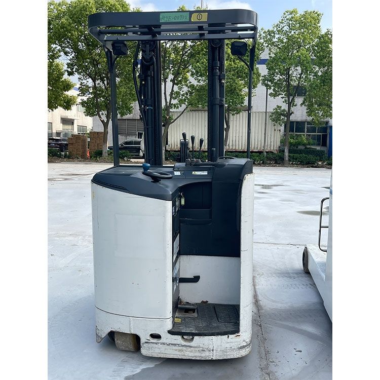 Warehouse Full Second Hand Pallet Truck 1.2 Ton Electric Forklift Japan ...
