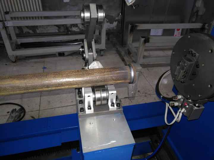 Heavy Duty Automatic Scaffolding Ledger Welding Machine 48-60mm CO2 ...