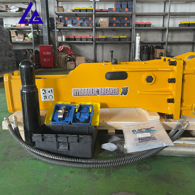 Innovative LG 68 Hydraulic Breaker for Rock Stone Breaking