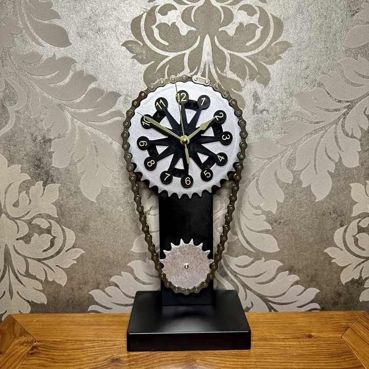 Chain Desk Clock Vintage Rotating Gear Mechanical Clock Metal ...