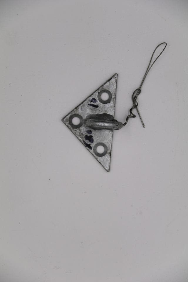 Easy Fixing Hot Dip Galvanized for Holes Welded Triangular Angle ...