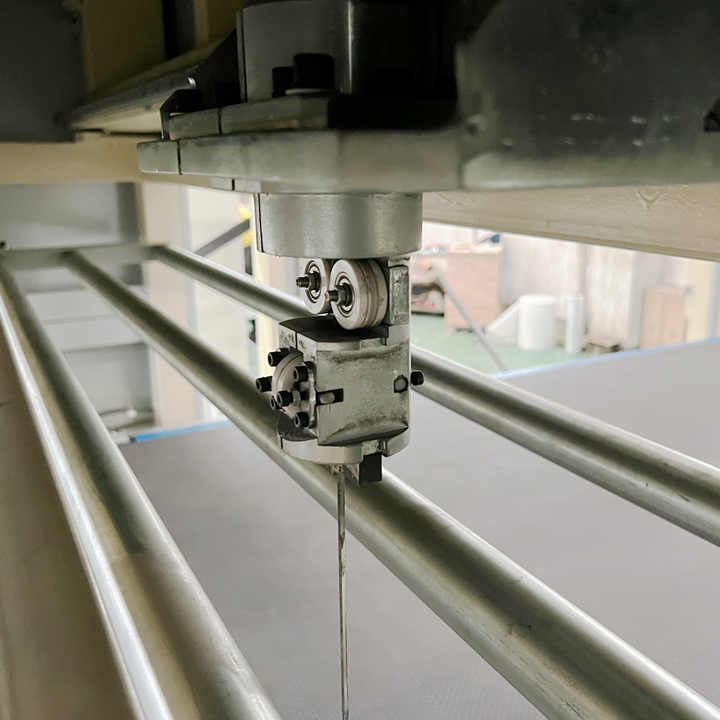 CNC Vertical Revolving Contour Cutter for Memory Foam High Speed ...