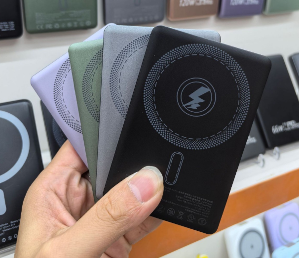 Cheap Super 5000mah 10000mah Slim Magnetic 15W Wireless Power Bank