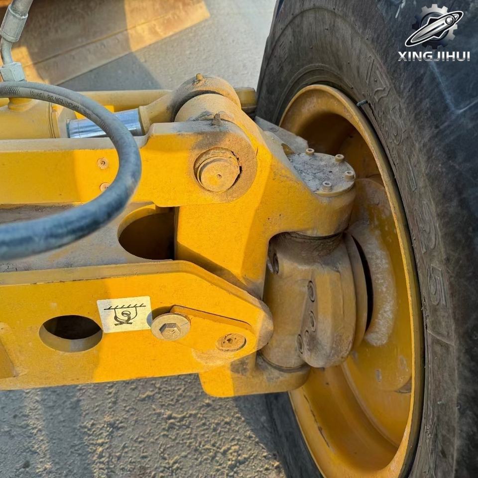 SDLG 9165 motor grader, medium-sized grader, made in the USA, fully ...