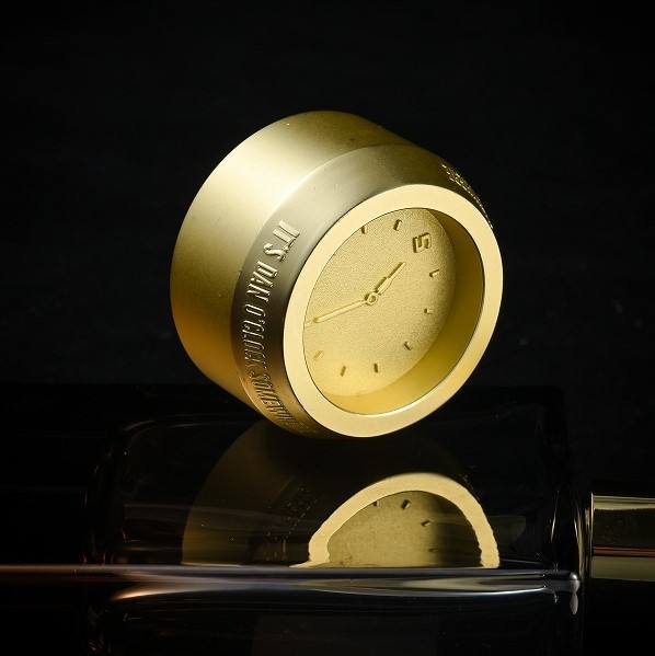 COMPASS Custom T-shaped Durable Metal Stoppers Reusable Pure Cork ...
