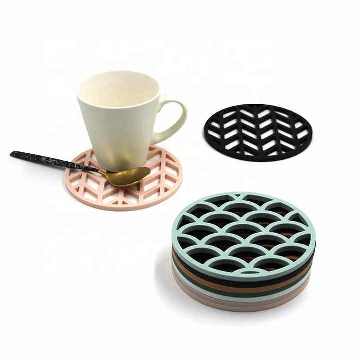 Creative Silicone Coaster Cup Mat Round Hollow Pad Cloud Shape Heat ...