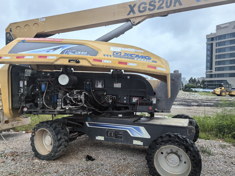 XCMG Telescopic Boom Lift XGS20K - Reliable Aerial Work Platform