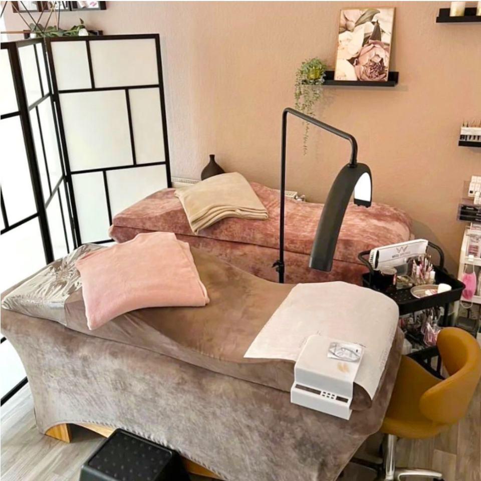 OEM Salon Orthopedic Curved Eyelash Table Foam Topper Curve Memory Foam ...
