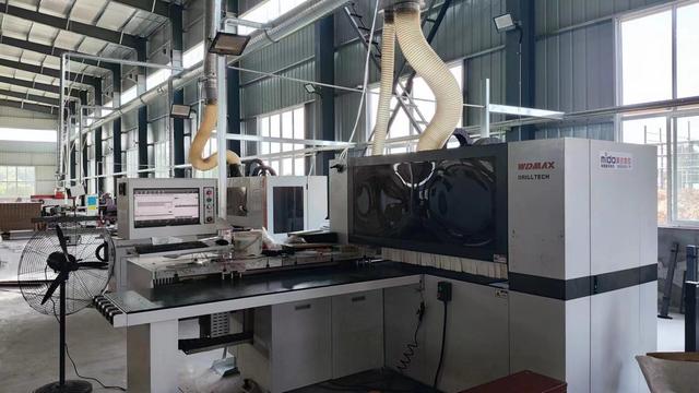 Premium Beadboard Paneling Manufacturer | Custom Waterproof Wainscot Panels