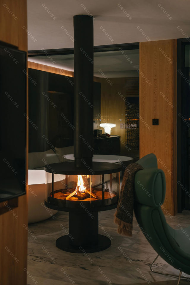 CRUISE Circular Glass Enclosed Wood Stove Cottages Commercial Hotels ...