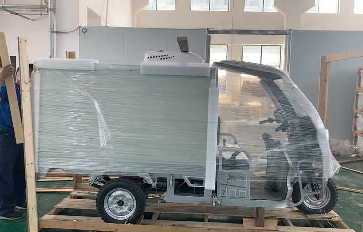 Refrigerated Ice Cream Tricycle Container - Polyurethane Cold Room