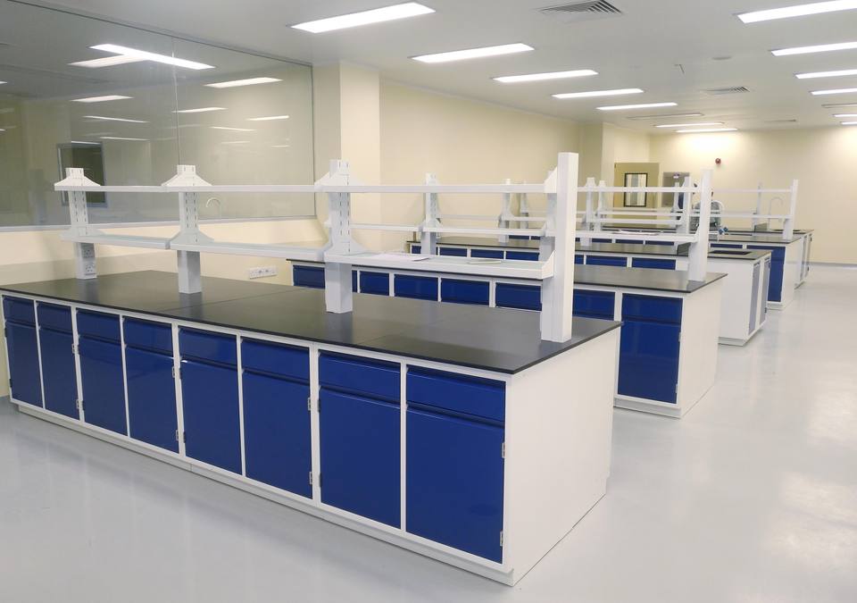 Laboratory Furniture - Durable Epoxy Resin Lab Tables