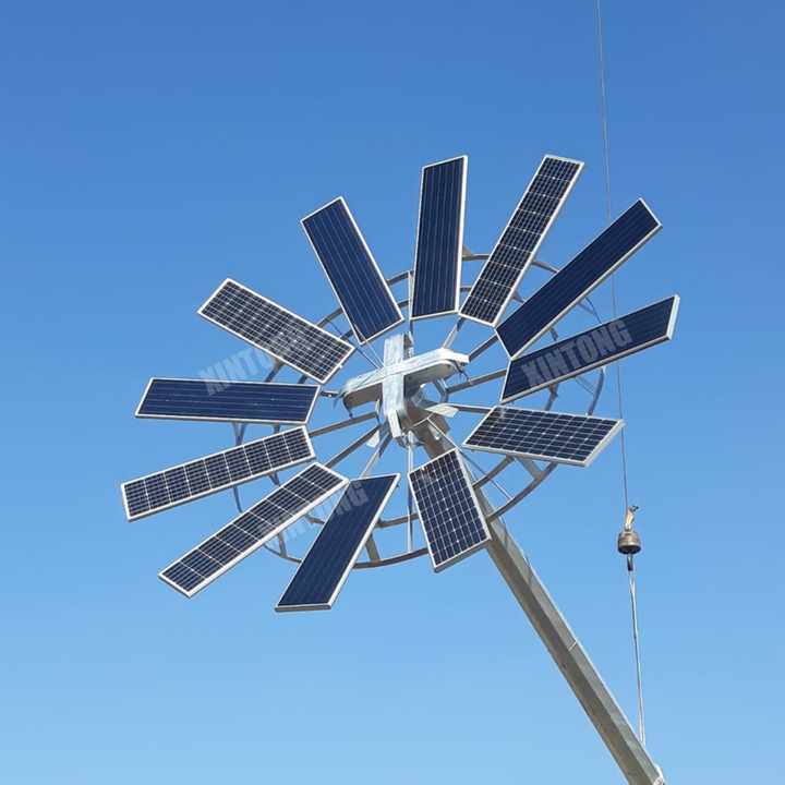 20m-40m Solar High Mast Pole Light with Floodlight - XINTONG