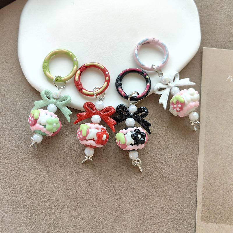 KC1271 Hand-painted Pearl Short-style, Paired with Cute Little Figurine ...