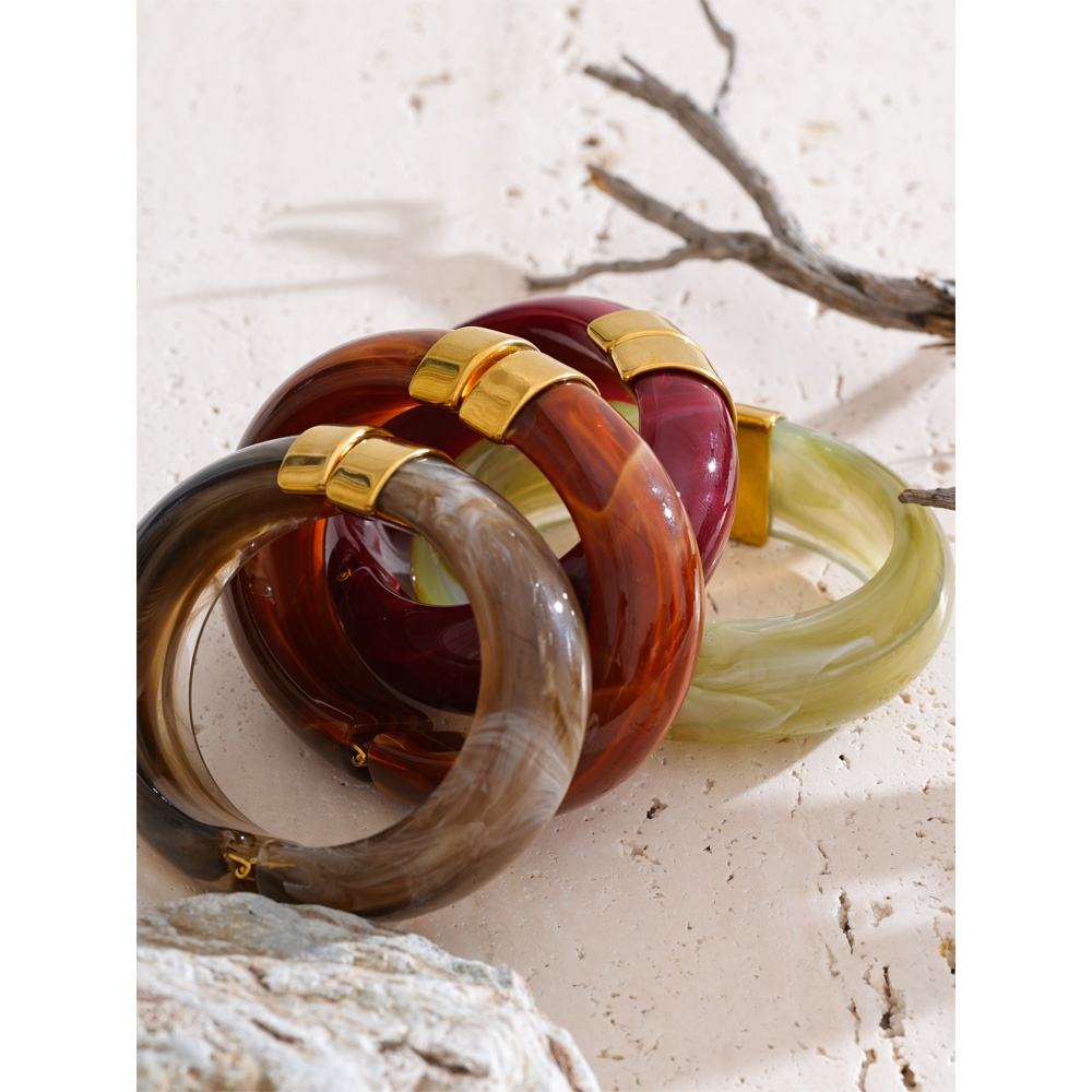 How to Choose the Best Geometric Gold Bangle: A Complete Buying Guide