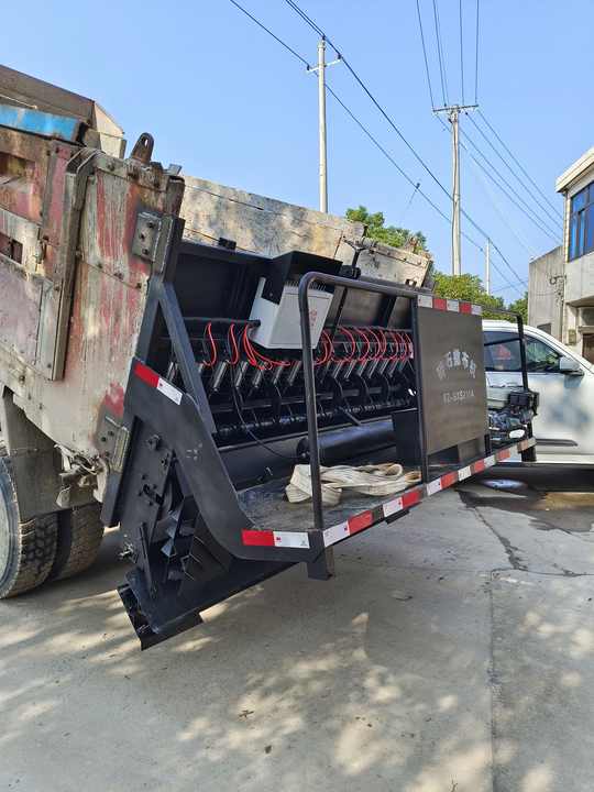 Multi-Function Road Aggregate Spreader | Precision Gravel and Chip ...