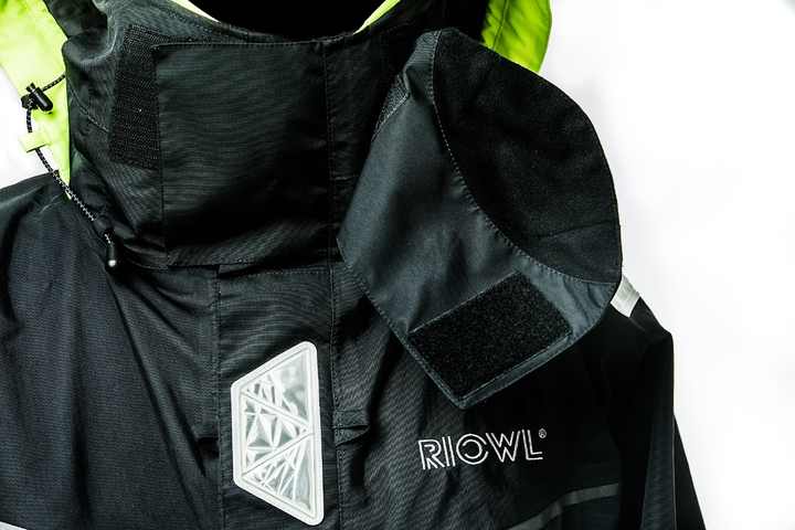 Custom Waterproof Offshore Jacket for Coastal Fishing