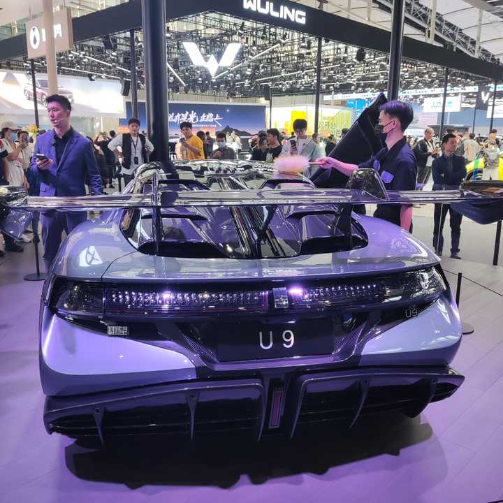 BYD U9 Sports Car - Ultimate Luxury Electric Vehicle