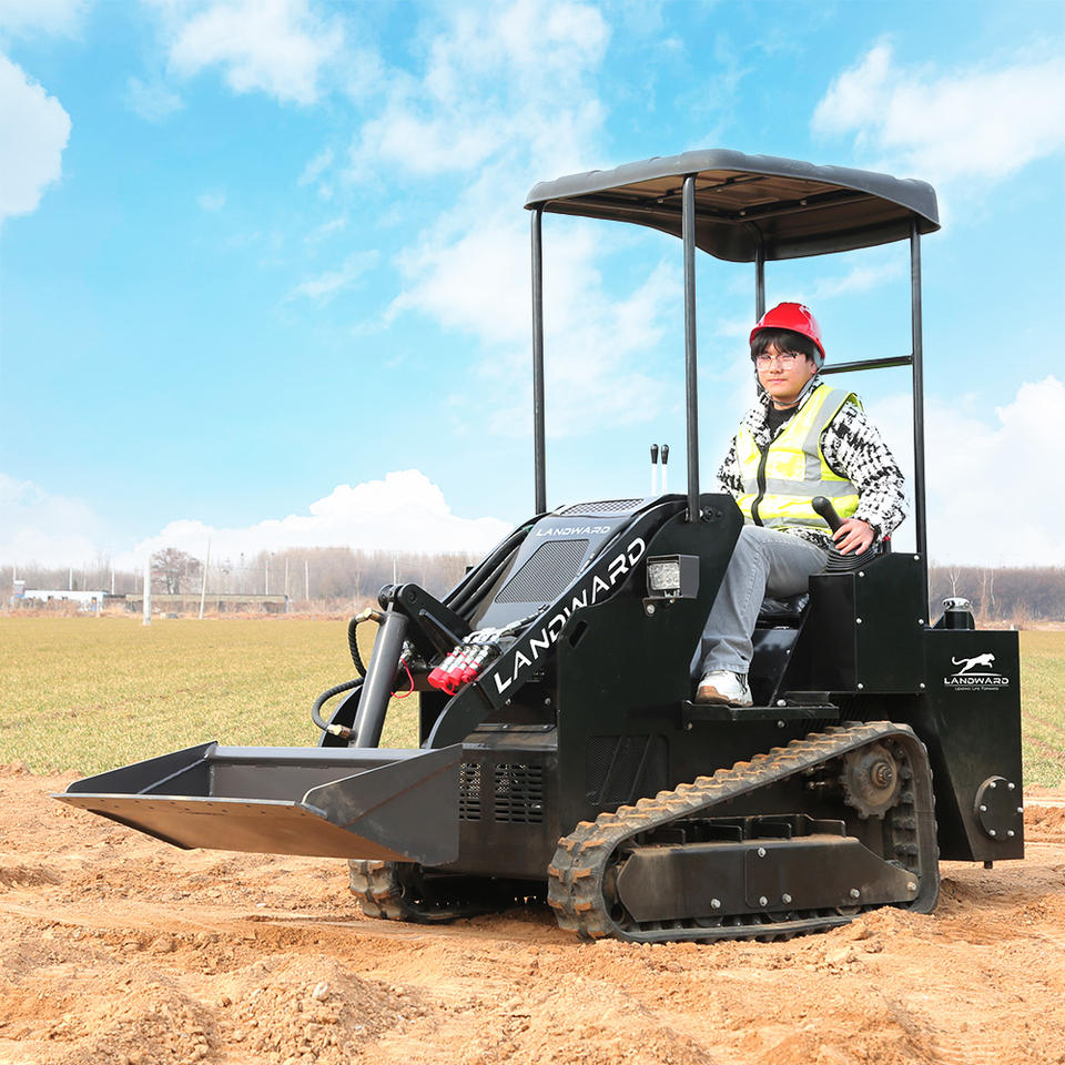 CE EPA 900kg Compact Skid Steer Loader Construction Farm Use High Flow ...