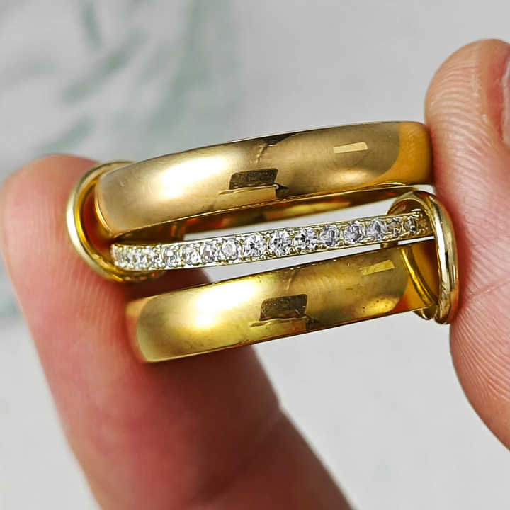 Stainless Steel Spinelli Ring - Fashionable Gold Zircon Set
