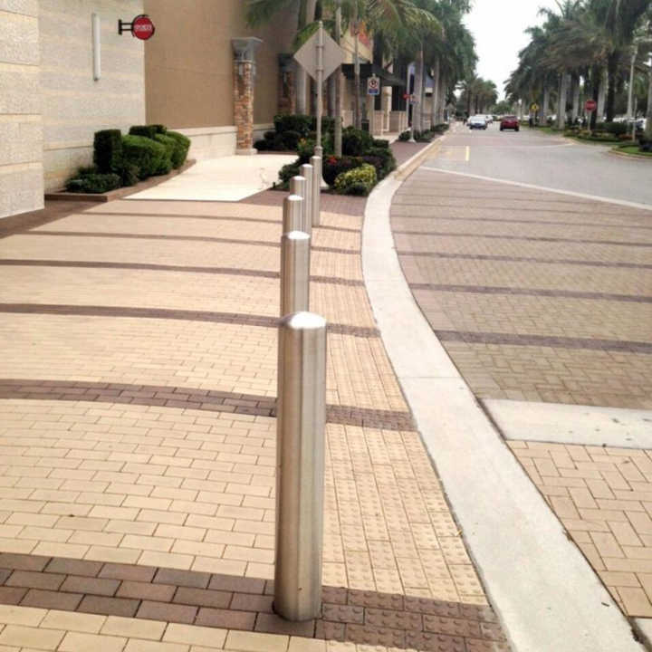 Stainless Steel Traffic Barrier Road Safety Bollard Posts for Driveway ...