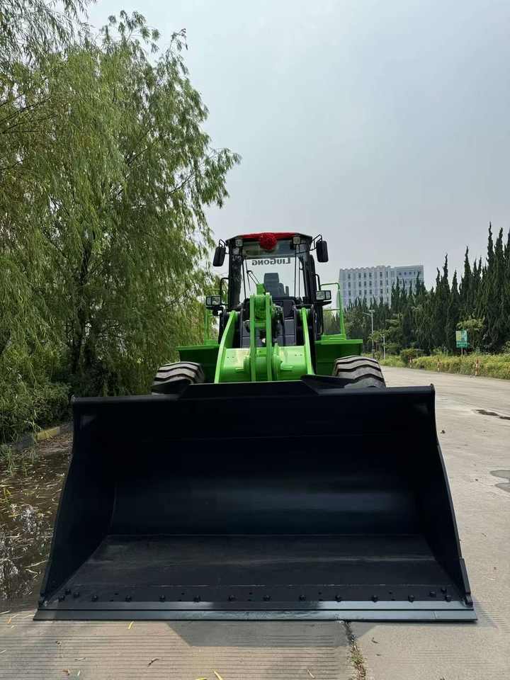 Liugong 856HE-EV Electric Wheel Loader - 5 Ton Efficiency