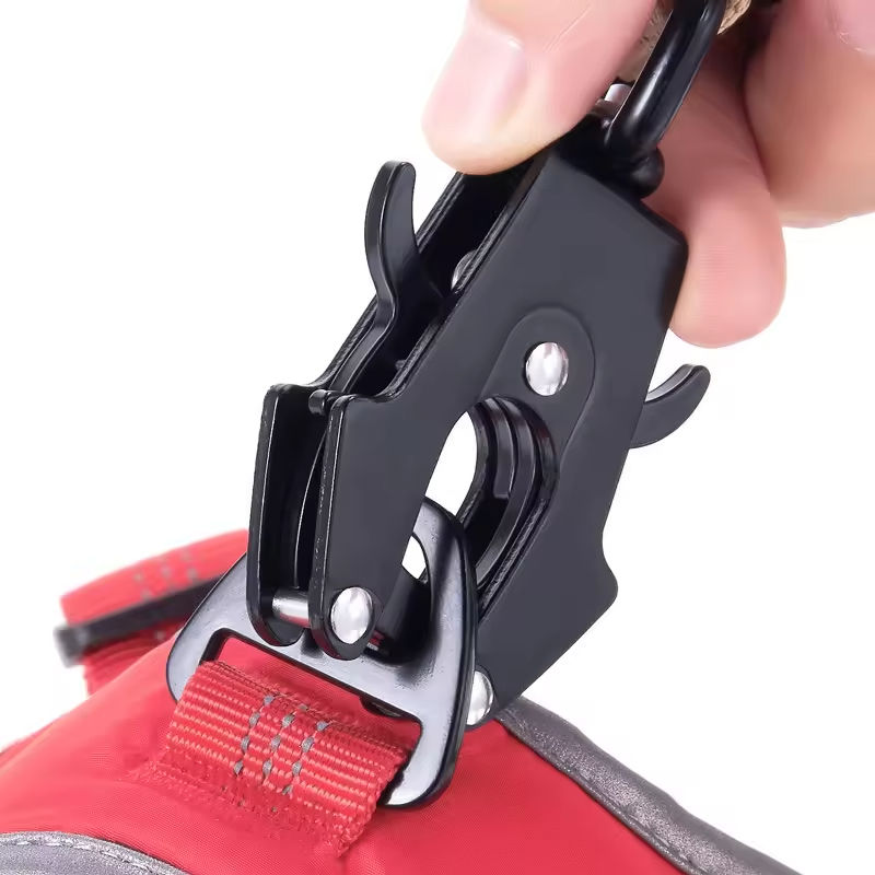 Multi-Function Metal Alloy Connectors Carabiner Clip Frog Buckle ...
