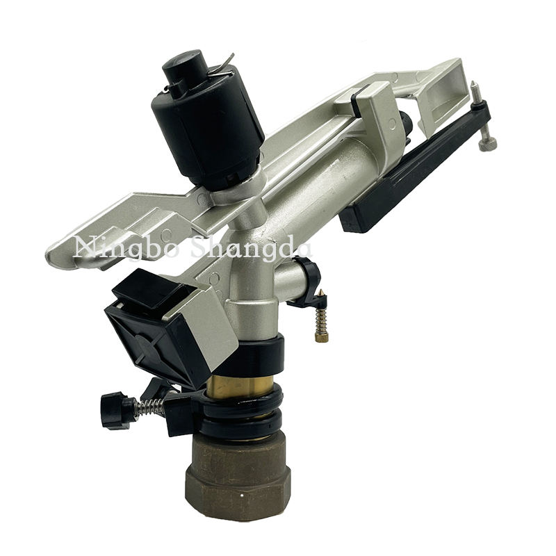 How to Choose the Best Sprinkler Irrigation System for Your Lawn