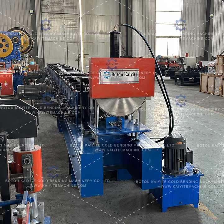 Roller Shutter Door Bottom Beam Forming Machine Automatic Durable Metal ...